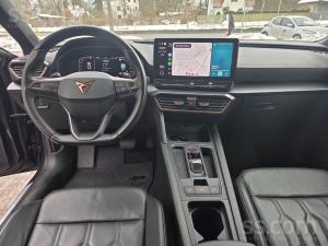 Grey Cupra Leon 2023 in Riga, with an engine capacity of 1.50 L and mileage of 41 thousand km for 23700 €, photo 17 on AUTOMOTO.COM.LV