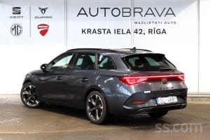 Серый Cupra Leon 2023 в Рига, объемом двигателя 1.50 л и пробегом 30 тыс. км за 24990 €, фото 7 на AUTOMOTO.COM.LV