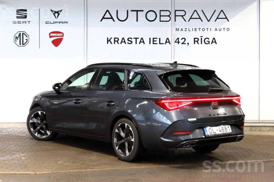 Серый Cupra Leon 2023 в Рига, объемом двигателя 1.50 л и пробегом 30 тыс. км за 24990 €, фото 7 на AUTOMOTO.COM.LV