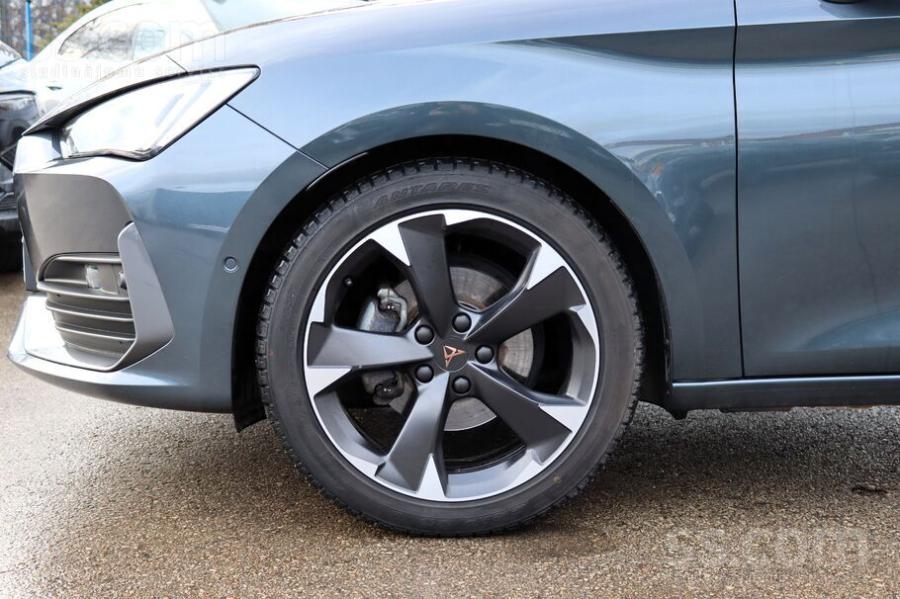 Серый Cupra Leon 2023 в Рига, объемом двигателя 1.50 л и пробегом 30 тыс. км за 24990 €, фото 36 на AUTOMOTO.COM.LV