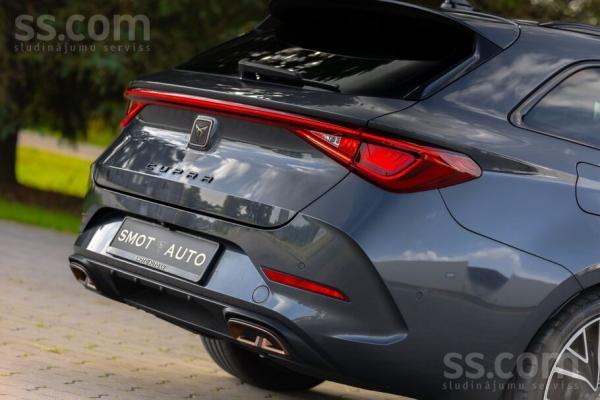 Grey Cupra Leon 2023 in Jelgava, with an engine capacity of 1.40 L and mileage of 0 thousand km for 22000 €, photo 8 on AUTOMOTO.COM.LV