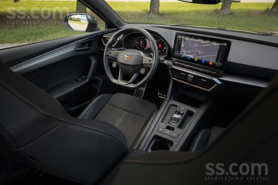 Grey Cupra Leon 2023 in Jelgava, with an engine capacity of 1.40 L and mileage of 0 thousand km for 22000 €, photo 14 on AUTOMOTO.COM.LV