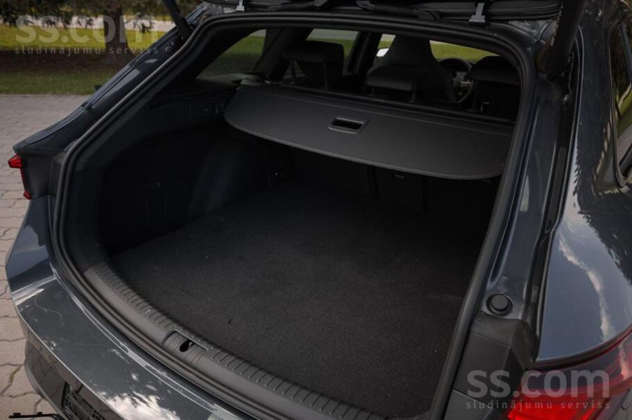 Grey Cupra Leon 2023 in Jelgava, with an engine capacity of 1.40 L and mileage of 0 thousand km for 22000 €, photo 17 on AUTOMOTO.COM.LV