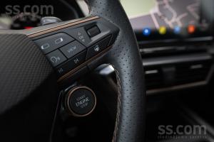 Grey Cupra Leon 2023 in Jelgava, with an engine capacity of 1.40 L and mileage of 0 thousand km for 22000 €, photo 22 on AUTOMOTO.COM.LV