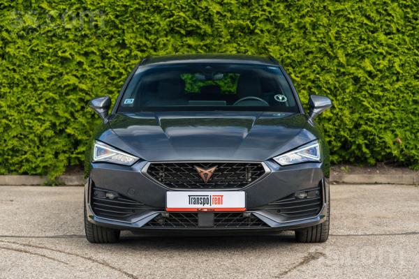 Grey Cupra Leon 2023 in Riga, with an engine capacity of 1.50 L and mileage of 84 thousand km for 21500 €, photo 3 on AUTOMOTO.COM.LV