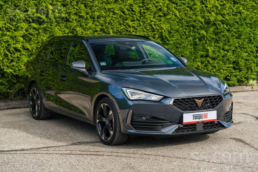 Серый Cupra Leon 2023 в Рига, объемом двигателя 1.50 л и пробегом 84 тыс. км за 21500 €, фото 4 на AUTOMOTO.COM.LV