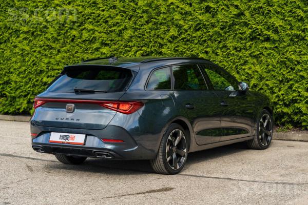 Grey Cupra Leon 2023 in Riga, with an engine capacity of 1.50 L and mileage of 84 thousand km for 21500 €, photo 6 on AUTOMOTO.COM.LV