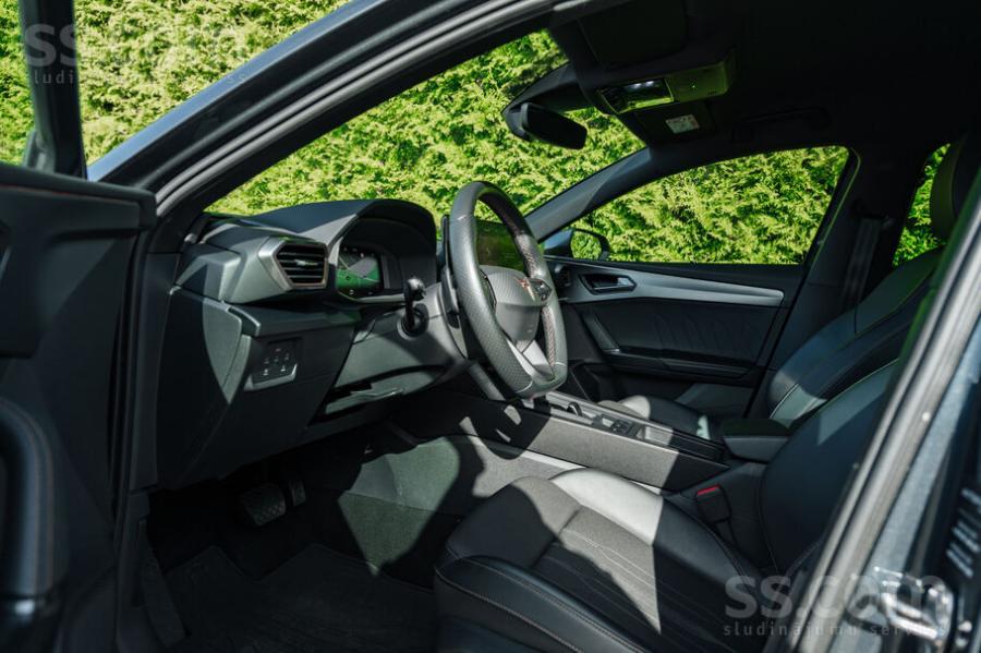 Серый Cupra Leon 2023 в Рига, объемом двигателя 1.50 л и пробегом 84 тыс. км за 21500 €, фото 11 на AUTOMOTO.COM.LV