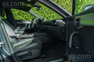 Серый Cupra Leon 2023 в Рига, объемом двигателя 1.50 л и пробегом 84 тыс. км за 21500 €, фото 13 на AUTOMOTO.COM.LV