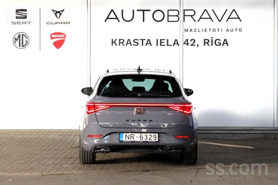 Pelēks Cupra Leon 2023 Rīga, ar dzinēja tilpumu 1.50 L un nobraukumu 36 tūkst. km par 23990 €, foto 8 vietnē AUTOMOTO.COM.LV
