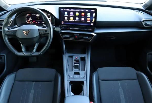 Pelēks Cupra Leon 2023 Rīga, ar dzinēja tilpumu 1.50 L un nobraukumu 36 tūkst. km par 23990 €, foto 4 vietnē AUTOMOTO.COM.LV