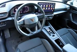 Серый Cupra Leon 2023 в Рига, объемом двигателя 1.50 л и пробегом 36 тыс. км за 23990 €, фото 5 на AUTOMOTO.COM.LV