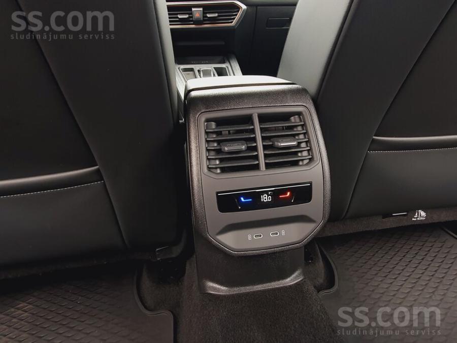 Pelēks Cupra Leon 2023 Rīga, ar dzinēja tilpumu 2.00 L un nobraukumu 42 tūkst. km par 27900 €, foto 32 vietnē AUTOMOTO.COM.LV