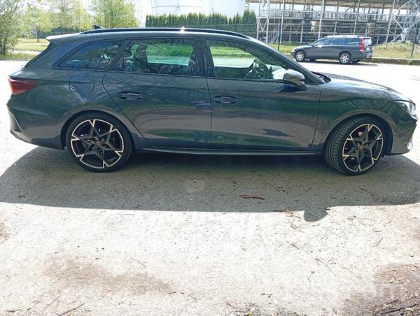 Pelēks Cupra Leon 2024 Rīga, ar dzinēja tilpumu 1.50 L un nobraukumu 46 tūkst. km par 27000 €, foto 8 vietnē AUTOMOTO.COM.LV