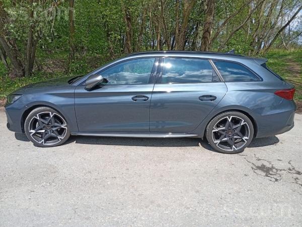 Серый Cupra Leon 2024 в Рига, объемом двигателя 1.50 л и пробегом 46 тыс. км за 27000 €, фото 7 на AUTOMOTO.COM.LV
