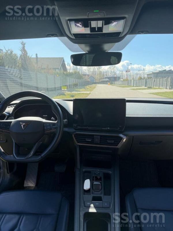 Grey Cupra Leon 2024 in Riga, with an engine capacity of 1.50 L and mileage of 26 thousand km for 29500 €, photo 7 on AUTOMOTO.COM.LV