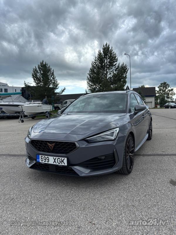 Grey Cupra Leon 2024 in Tallinn, with an engine capacity of 2.00 L and mileage of 33 thousand km for 39900 €, photo 1 on AUTOMOTO.COM.LV