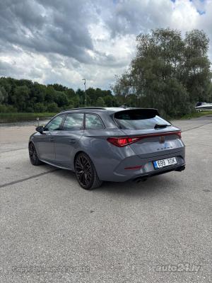 Grey Cupra Leon 2024 in Tallinn, with an engine capacity of 2.00 L and mileage of 33 thousand km for 39900 €, photo 5 on AUTOMOTO.COM.LV