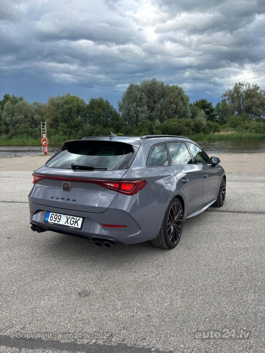 Grey Cupra Leon 2024 in Tallinn, with an engine capacity of 2.00 L and mileage of 33 thousand km for 39900 €, photo 6 on AUTOMOTO.COM.LV