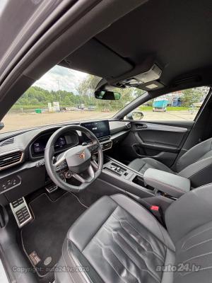 Grey Cupra Leon 2024 in Tallinn, with an engine capacity of 2.00 L and mileage of 33 thousand km for 39900 €, photo 18 on AUTOMOTO.COM.LV