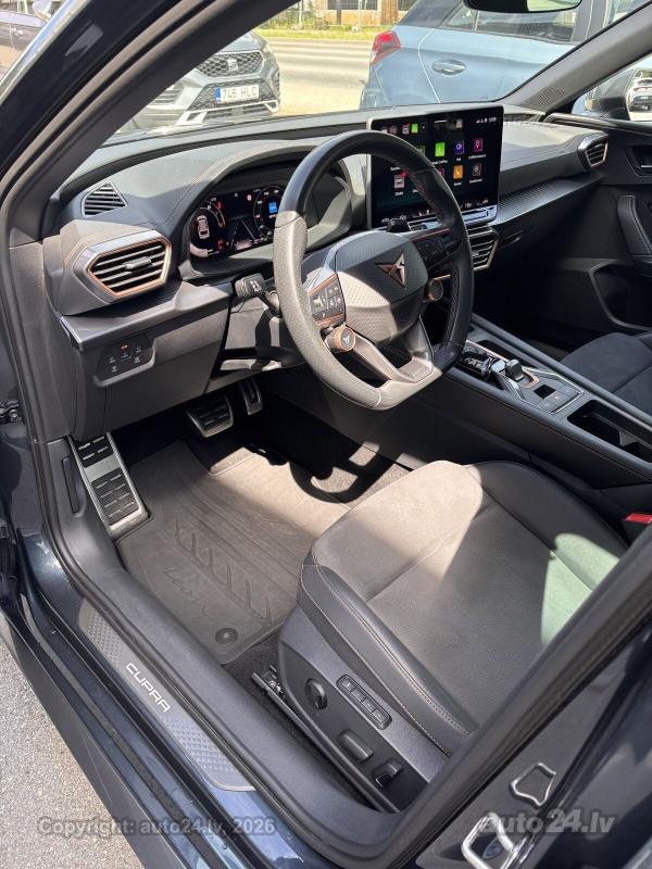 Pelēks Cupra Leon 2024 Tartu, ar dzinēja tilpumu 1.50 L un nobraukumu 56 tūkst. km par 29990 €, foto 10 vietnē AUTOMOTO.COM.LV