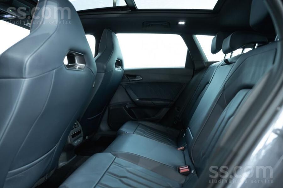 Pelēks Cupra Leon 2024 Rīga, ar dzinēja tilpumu 1.50 L un nobraukumu 27 tūkst. km par 23960 €, foto 7 vietnē AUTOMOTO.COM.LV