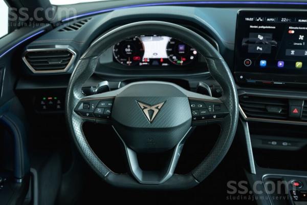 Grey Cupra Leon 2024 in Riga, with an engine capacity of 1.50 L and mileage of 27 thousand km for 26790 €, photo 11 on AUTOMOTO.COM.LV