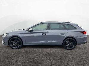 Grey Cupra Leon 2025 in Kaunas, with an engine capacity of 1.50 L and mileage of 16 thousand km for 33161 €, photo 3 on AUTOMOTO.COM.LV