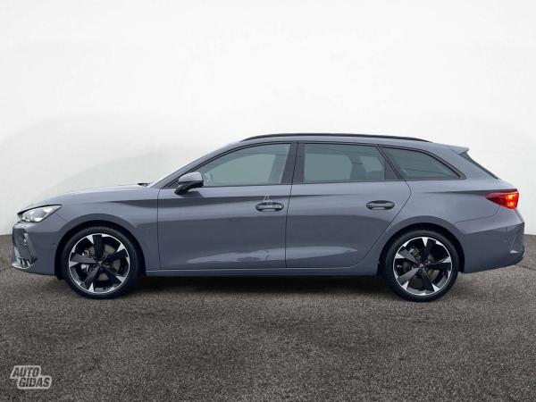 Pelēks Cupra Leon 2025 Kauņa, ar dzinēja tilpumu 2.00 L un nobraukumu 27 tūkst. km par 33009 €, foto 3 vietnē AUTOMOTO.COM.LV