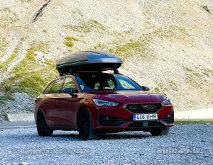 Красный Cupra Leon 2022 в Таллин, объемом двигателя 2.00 л и пробегом 84 тыс. км за 27999 €, фото  на AUTOMOTO.COM.LV