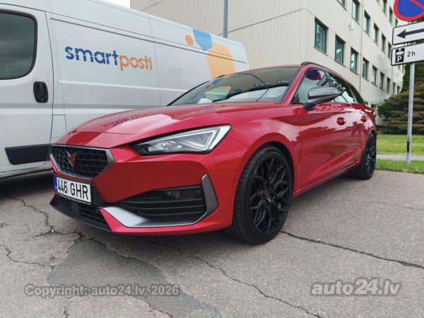 Красный Cupra Leon 2022 в Таллин, объемом двигателя 2.00 л и пробегом 84 тыс. км за 27999 €, фото 2 на AUTOMOTO.COM.LV