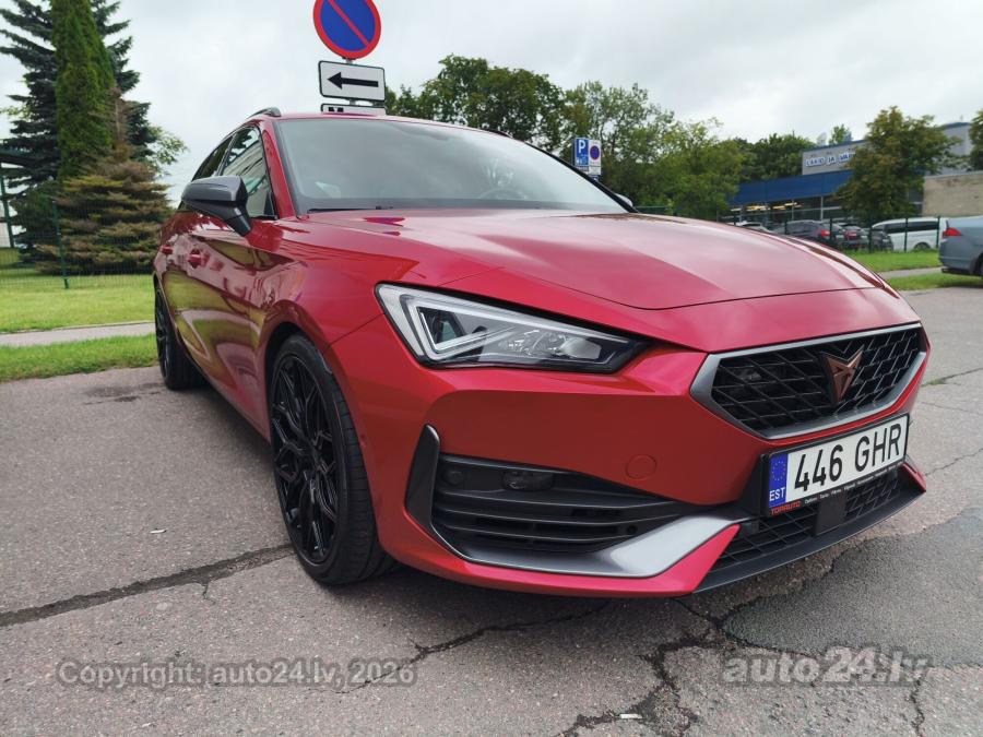 Красный Cupra Leon 2022 в Таллин, объемом двигателя 2.00 л и пробегом 84 тыс. км за 27999 €, фото 4 на AUTOMOTO.COM.LV