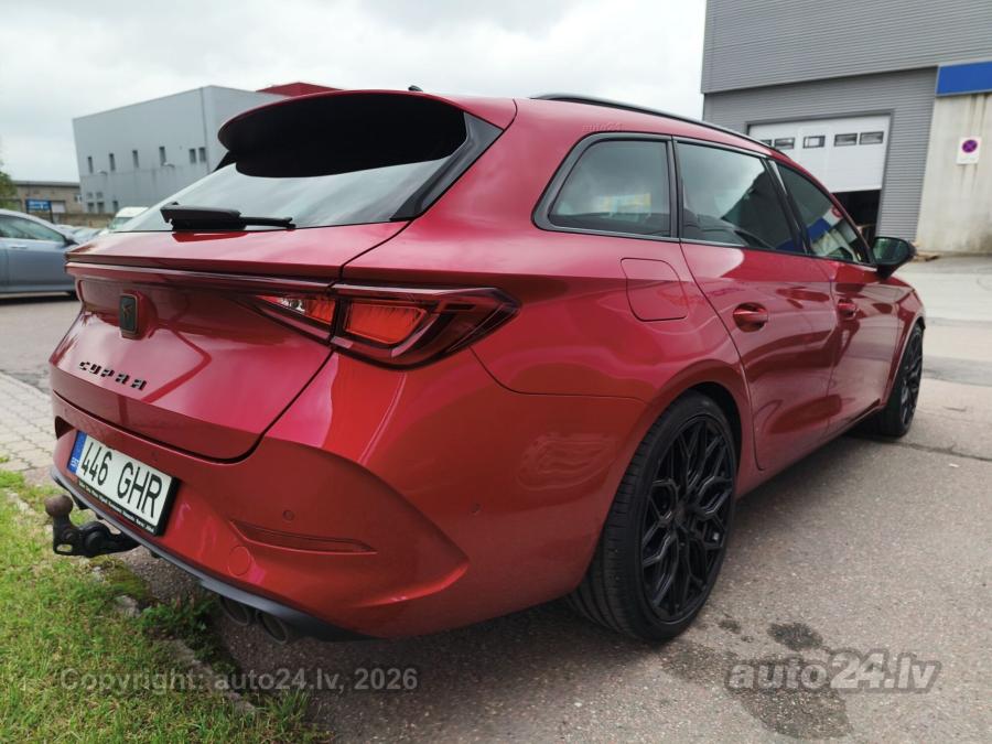 Красный Cupra Leon 2022 в Таллин, объемом двигателя 2.00 л и пробегом 84 тыс. км за 27999 €, фото 8 на AUTOMOTO.COM.LV