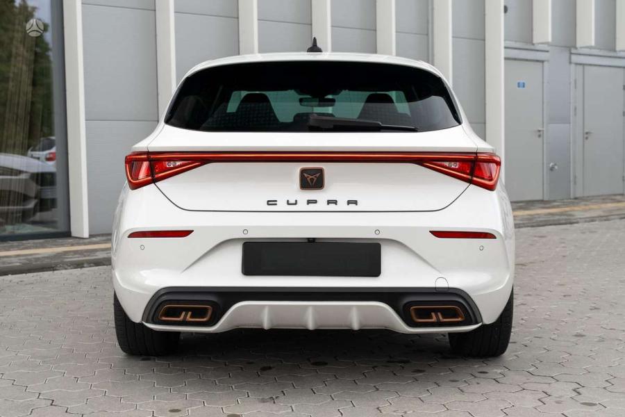 Balts Cupra Leon 2021 Viļņa, ar dzinēja tilpumu 1.40 L un nobraukumu 232 tūkst. km par 15950 €, foto 6 vietnē AUTOMOTO.COM.LV