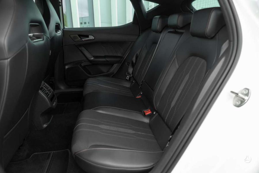 Balts Cupra Leon 2021 Viļņa, ar dzinēja tilpumu 1.40 L un nobraukumu 232 tūkst. km par 15950 €, foto 16 vietnē AUTOMOTO.COM.LV