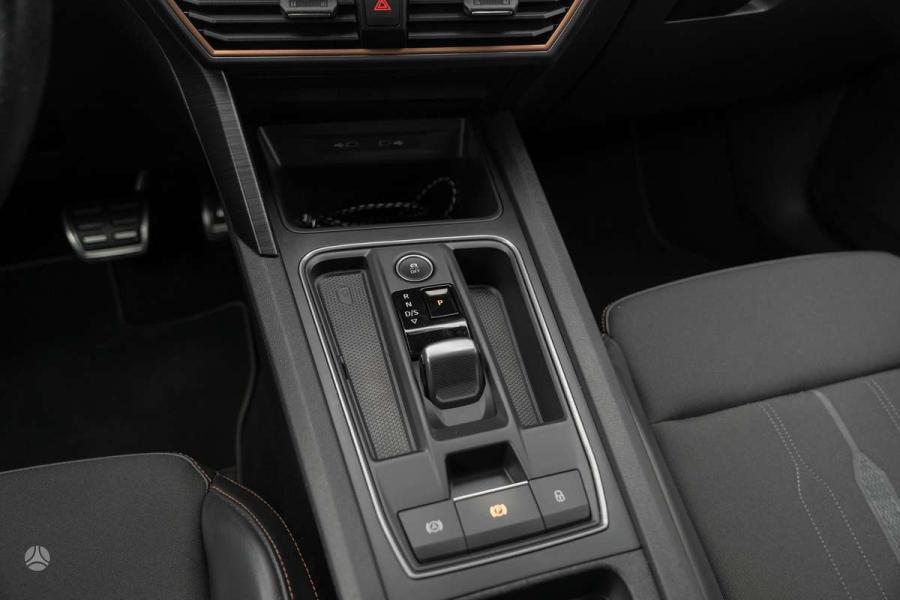 Balts Cupra Leon 2021 Viļņa, ar dzinēja tilpumu 1.40 L un nobraukumu 232 tūkst. km par 15950 €, foto 30 vietnē AUTOMOTO.COM.LV