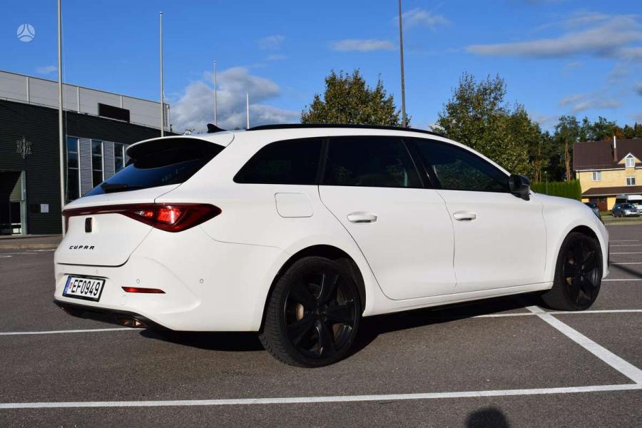 White Cupra Leon 2021 in Utena, with an engine capacity of 1.40 L and mileage of 195 thousand km for 13700 €, photo 12 on AUTOMOTO.COM.LV