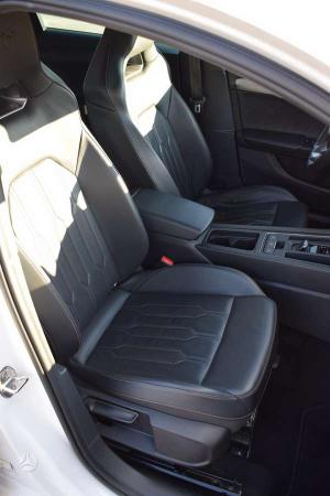 White Cupra Leon 2021 in Utena, with an engine capacity of 1.40 L and mileage of 195 thousand km for 13700 €, photo 15 on AUTOMOTO.COM.LV