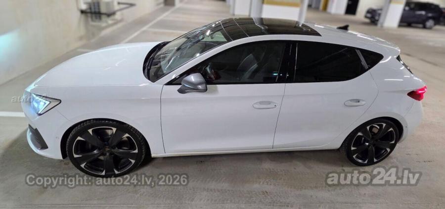 Balts Cupra Leon 2022 Tallina, ar dzinēja tilpumu 2.00 L un nobraukumu 73 tūkst. km par 25000 €, foto 1 vietnē AUTOMOTO.COM.LV