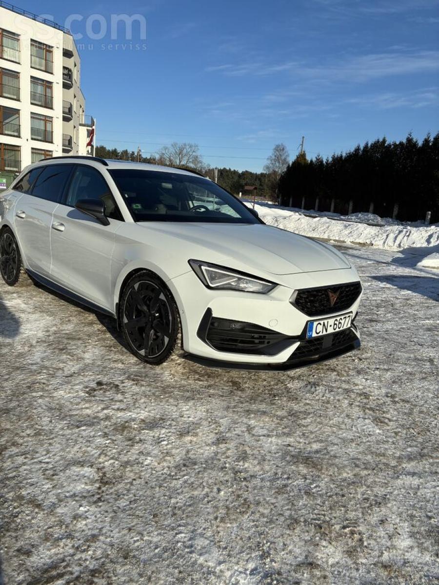 Balts Cupra Leon 2022 Rīga, ar dzinēja tilpumu 2.00 L un nobraukumu 93 tūkst. km par 26900 €, foto 2 vietnē AUTOMOTO.COM.LV
