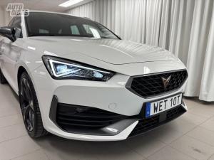White Cupra Leon 2023 in Kaunas, with an engine capacity of 0.00 L and mileage of 22 thousand km for 29218 €, photo 2 on AUTOMOTO.COM.LV