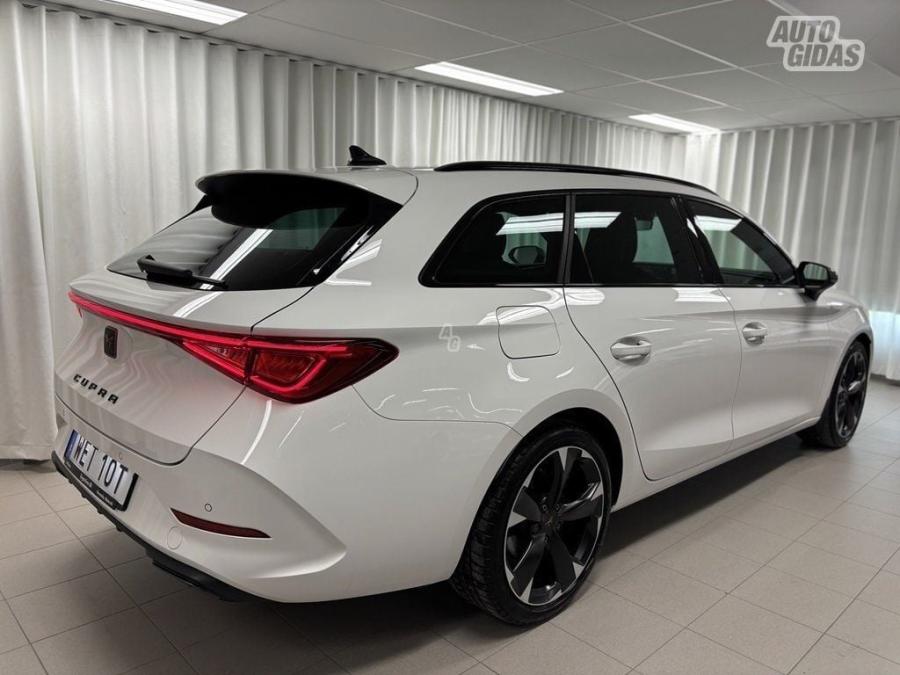 White Cupra Leon 2023 in Kaunas, with an engine capacity of 0.00 L and mileage of 22 thousand km for 29218 €, photo 4 on AUTOMOTO.COM.LV
