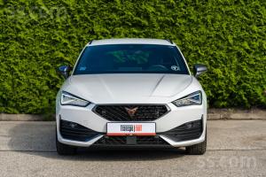 Белый Cupra Leon 2023 в Рига, объемом двигателя 1.50 л и пробегом 66 тыс. км за 21950 €, фото 3 на AUTOMOTO.COM.LV