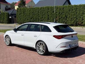 Balts Cupra Leon 2023 Viļņa, ar dzinēja tilpumu 1.98 L un nobraukumu 75 tūkst. km par 30900 €, foto 5 vietnē AUTOMOTO.COM.LV
