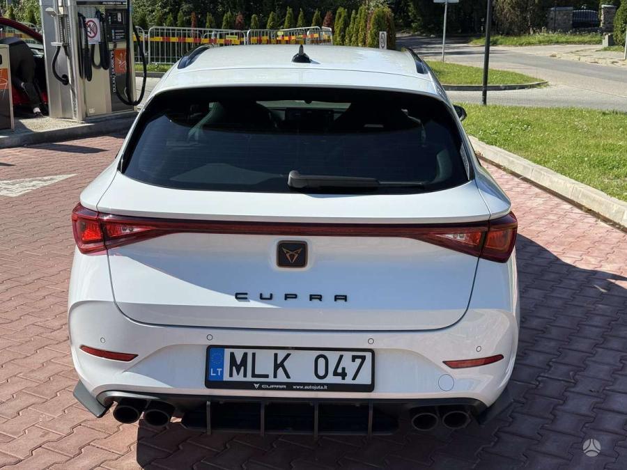 Balts Cupra Leon 2023 Viļņa, ar dzinēja tilpumu 1.98 L un nobraukumu 75 tūkst. km par 30900 €, foto 6 vietnē AUTOMOTO.COM.LV