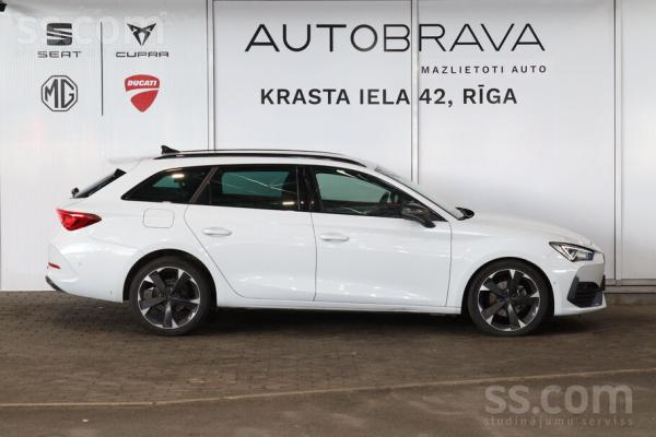 White Cupra Leon 2023 in Riga, with an engine capacity of 1.50 L and mileage of 39 thousand km for 22490 €, photo 6 on AUTOMOTO.COM.LV