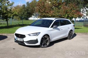 White Cupra Leon 2023 in Riga, with an engine capacity of 1.50 L and mileage of 39 thousand km for 22490 €, photo 34 on AUTOMOTO.COM.LV