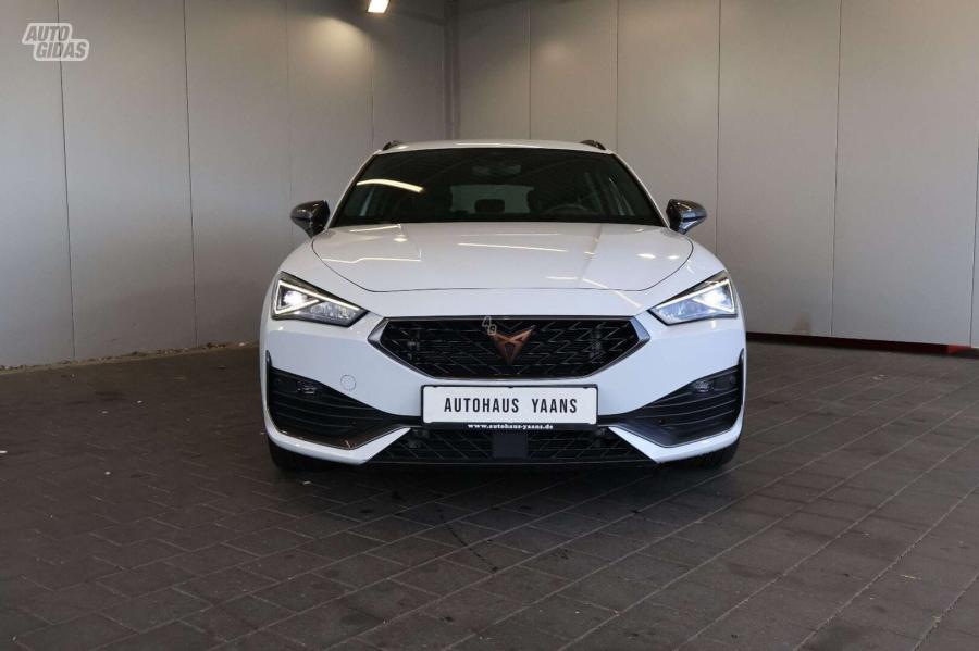 Balts Cupra Leon 2024 Kauņa, ar dzinēja tilpumu 1.50 L un nobraukumu 22 tūkst. km par 25875 €, foto 2 vietnē AUTOMOTO.COM.LV
