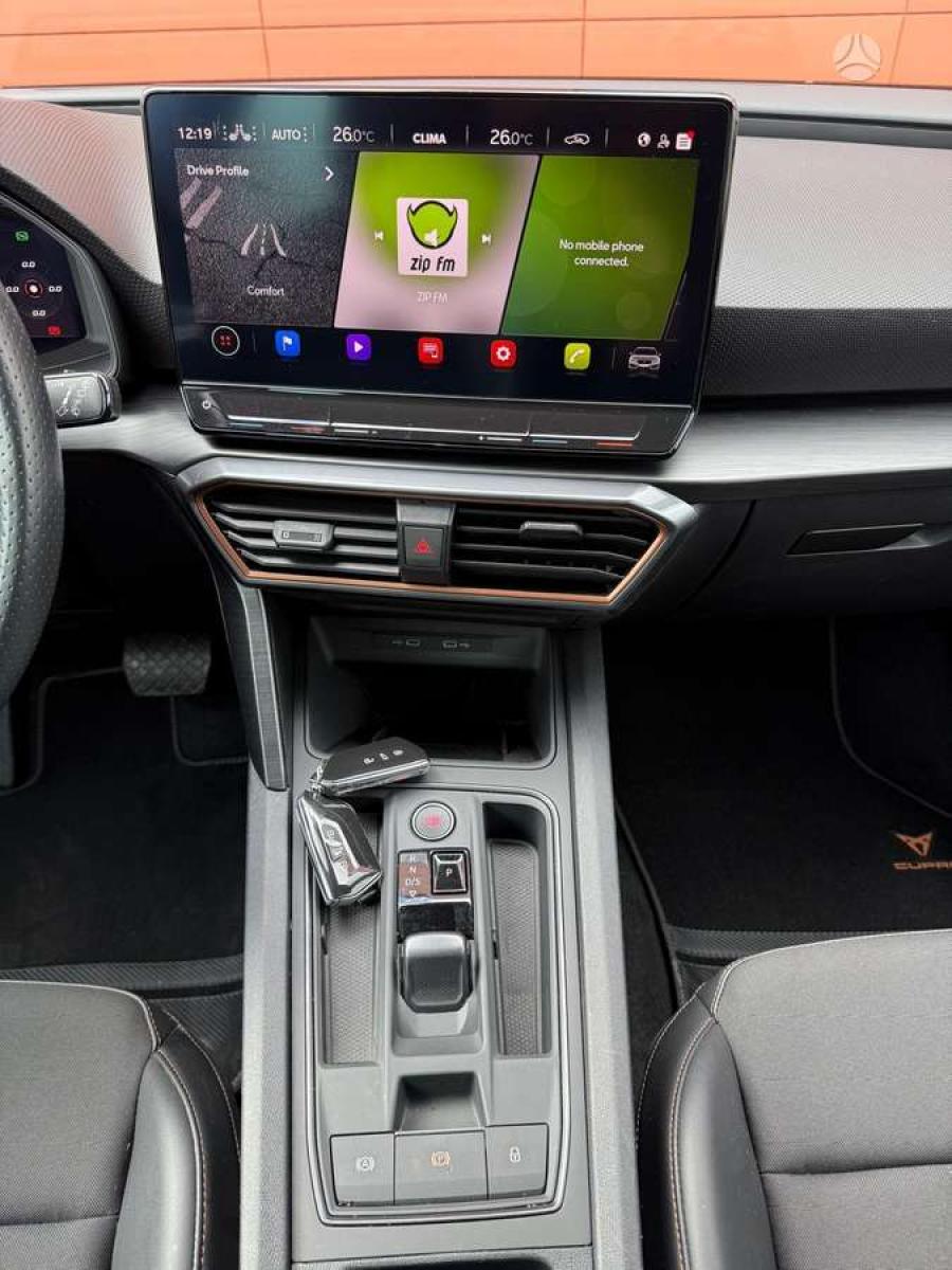 Белый Cupra Leon 2024 в Вильнюс, объемом двигателя 1.97 л и пробегом 61 тыс. км за 19250 €, фото 19 на AUTOMOTO.COM.LV