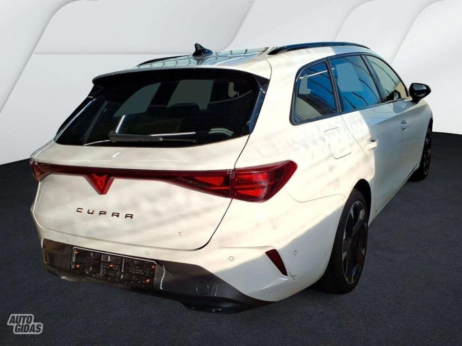 Balts Cupra Leon 2025 Kauņa, ar dzinēja tilpumu 1.50 L un nobraukumu 23 tūkst. km par 28496 €, foto 2 vietnē AUTOMOTO.COM.LV